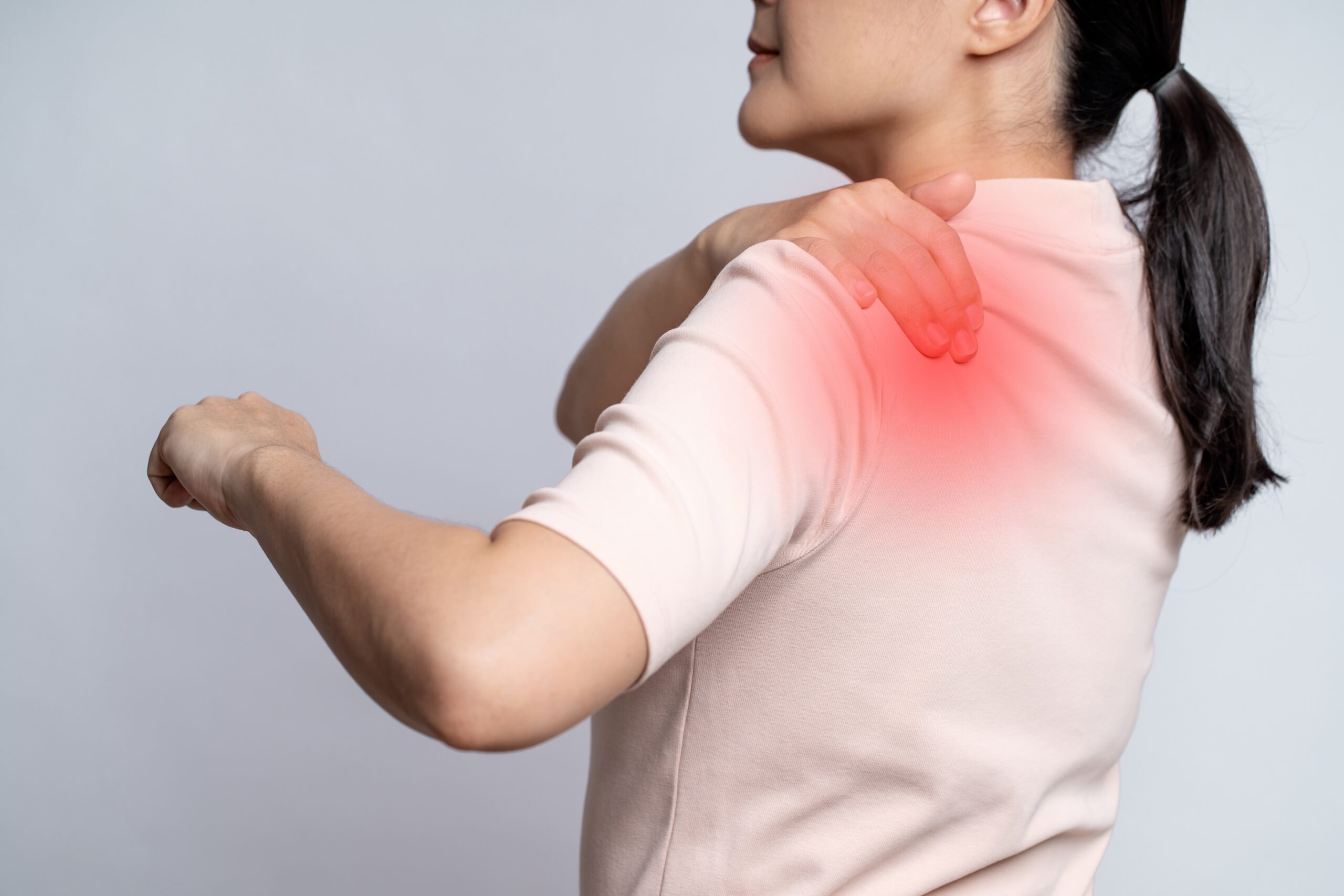 Understanding Shoulder Injuries and Chiropractic Solutions - New Wave ...